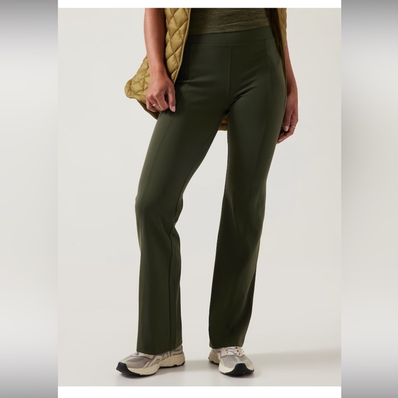 Delancey Straight Leg Pant